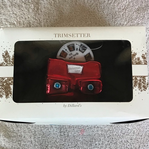 Dillards | Holiday | Trimsetter Dillards Red Shinny Viewmaster ...